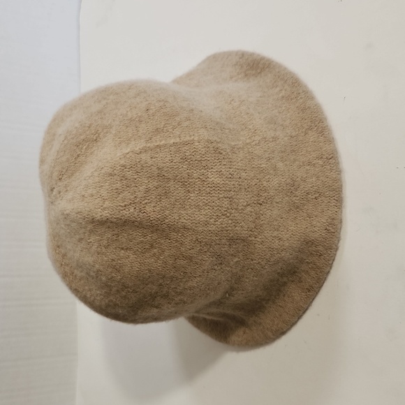 Banana Republic | Accessories | Banana Republic Tan 0 Soft Lambs Wool ...